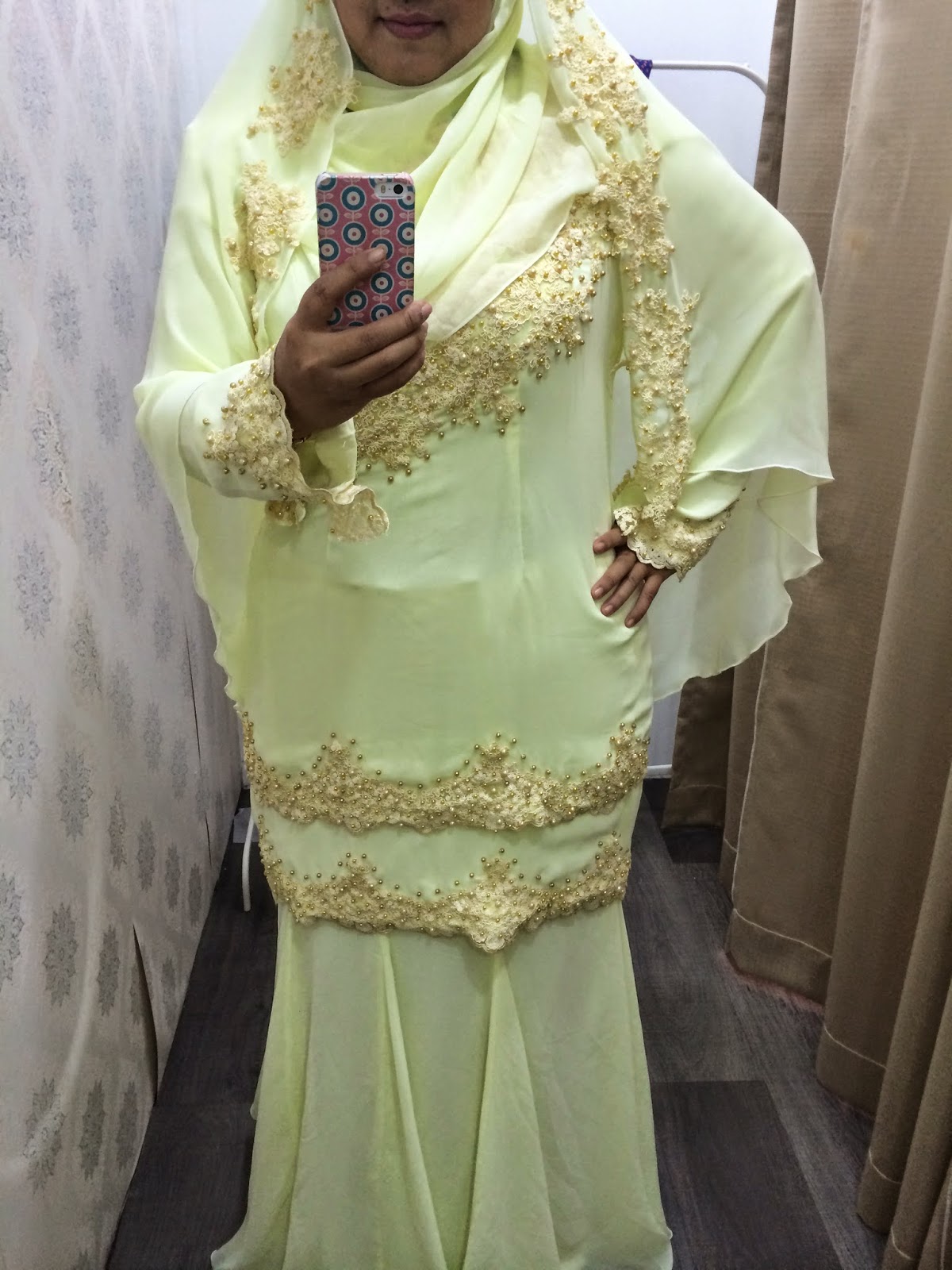 Baju Kurung Moden Kuning Cair Batik